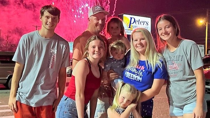 Fundraiser for Melissa Harris by Jolene Combs : Family of 7 Loses ...