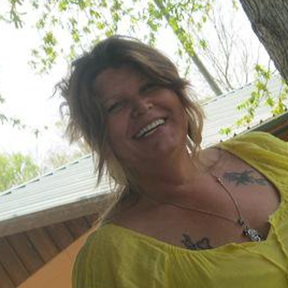 Ashley Essary's Instagram, Twitter & Facebook on IDCrawl