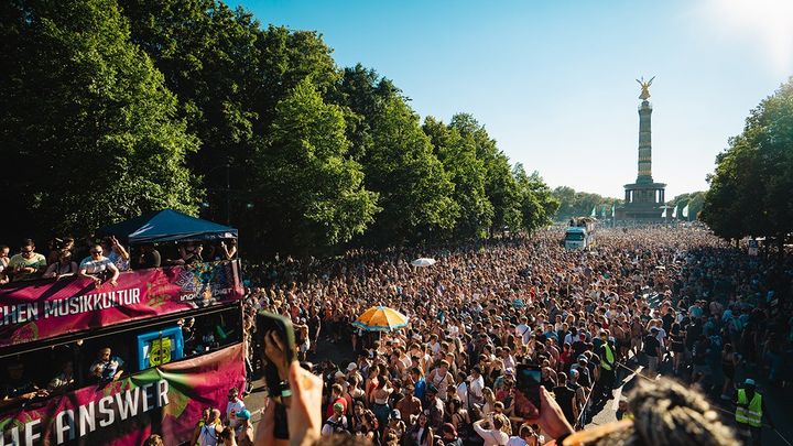 Fundraiser by Ellen Dosch-Roeingh : #SaveTheParade: Rettet die Rave The ...
