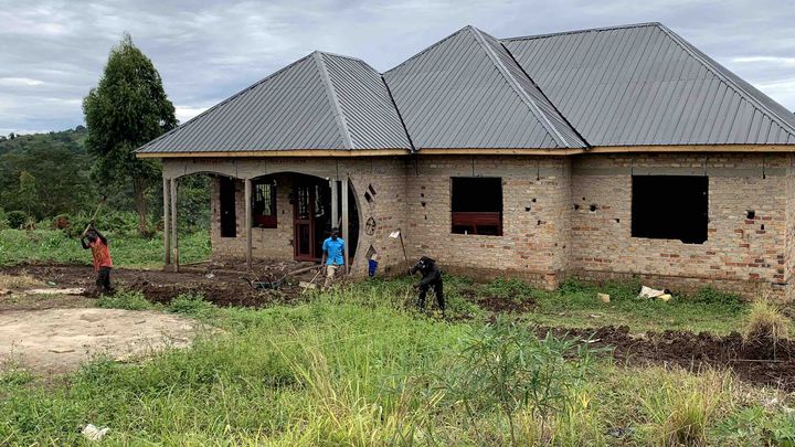 Fundraiser for Barbie Wells by Paul Kaggwa : A HOME FOR PAUL'S FAMILY