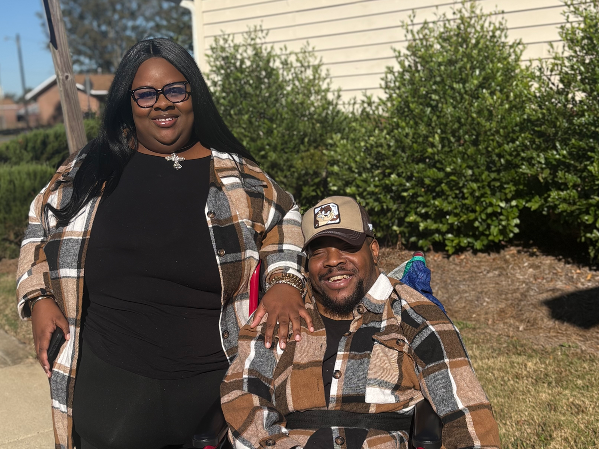 Fundraiser by chelsey hall : Help Terry and Chelsey Settle in Texas