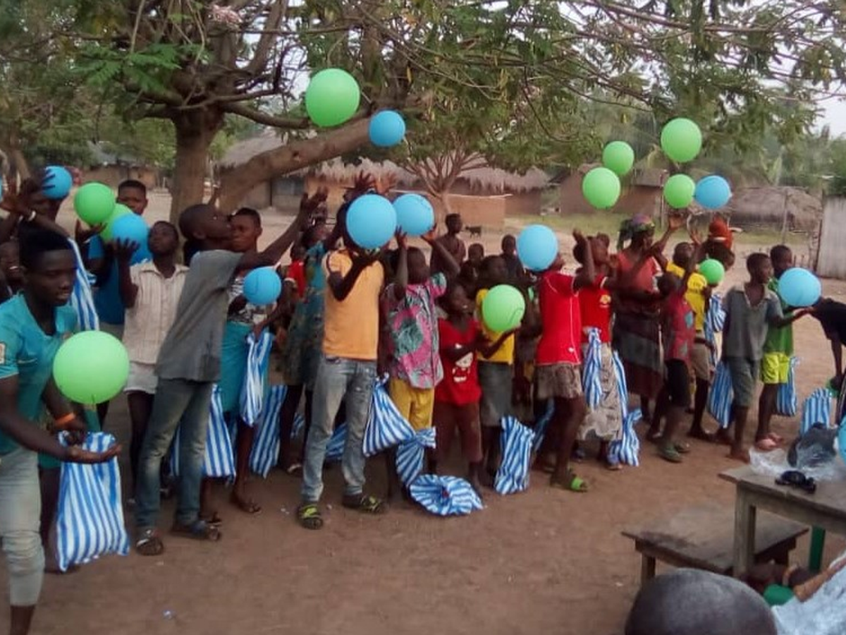 Fundraiser by Issaka ISMAILA : 1 Kit de Fête pour 1 Enfant Démuni