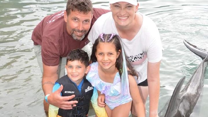 Fundraiser for Darian Brine by Adrienne Bell : Let's help Alex and her ...