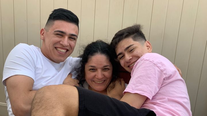 Fundraiser by Gabriel Barajas : Silvia in her battle with Cancer