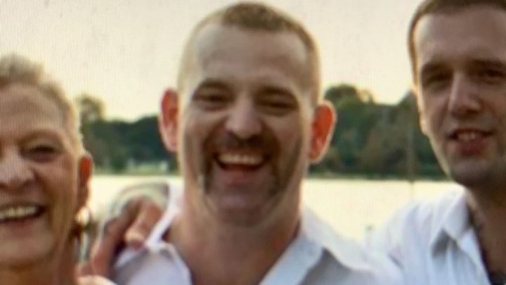 Fundraiser for Sandra Creed by Timothy Creed : Ric's Family needs you