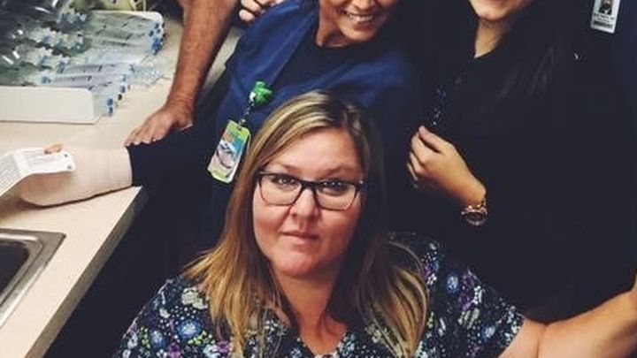 Fundraiser for Michelle Harvey by Tiffany Scurlock-Fodor : “Teal Ribbon”