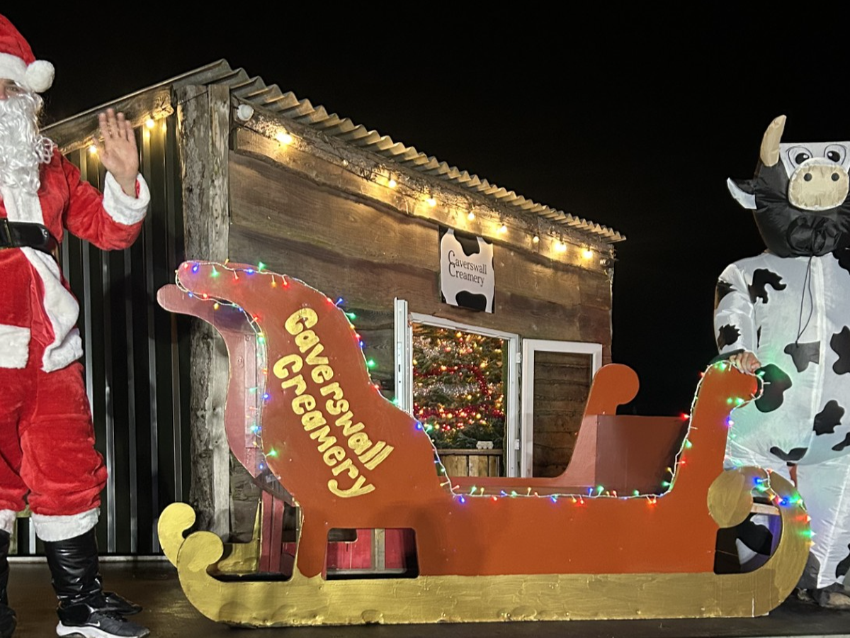 Fundraiser by David Moseley : Caverswall Creamery Santa Light Tractor ...