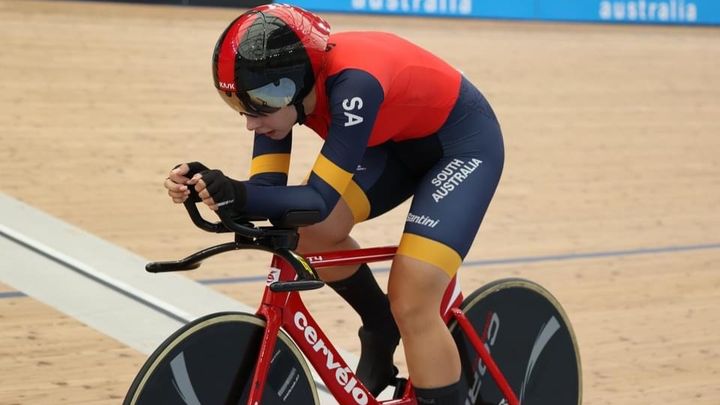 Fundraiser by Mariette van der Berg : Leani's UCI Junior World Championships in China