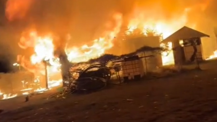 Fundraiser for Laura Hughes by Cirri Wilson : Devastating fire rips ...