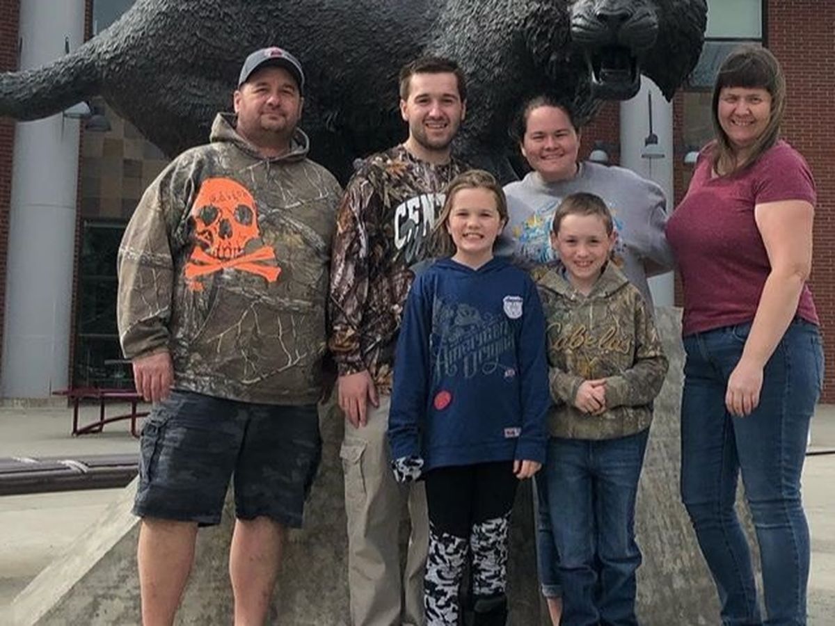 Fundraiser for Holly Zabel by Justin Zabel : Family Home Destroyed by Flood