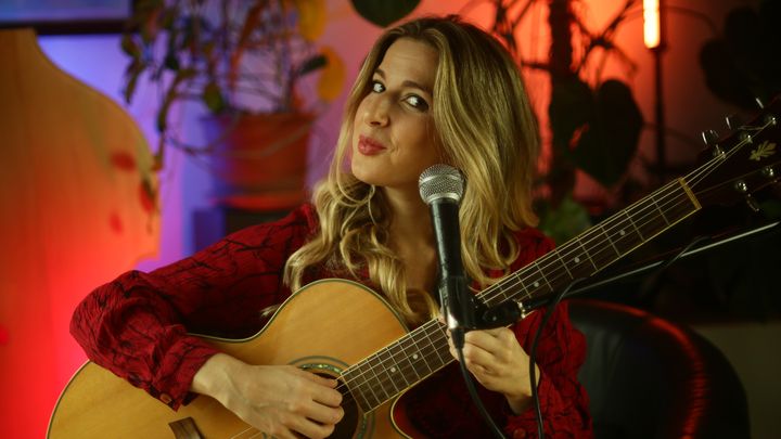 Fundraiser by Davide Nava : Un Radiomicrofono per Cecilia