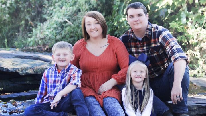 Fundraiser for Kristi Hill by Jessica Rozar : The Hill Family Home