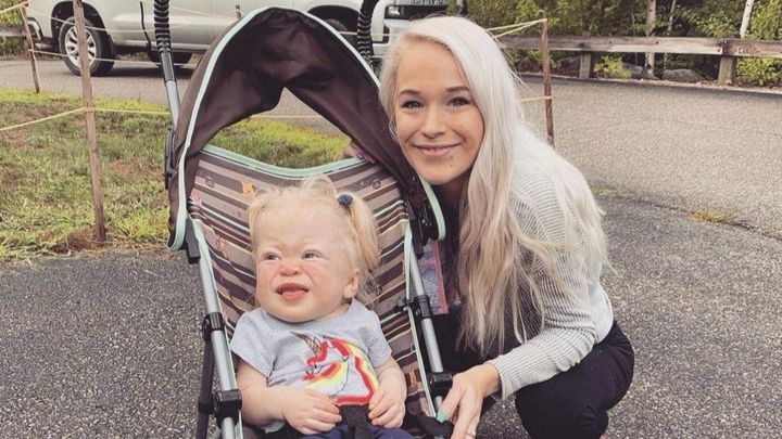 Fundraiser for Amber Potter by Devon McCord : Help Amber lay Auna to rest!