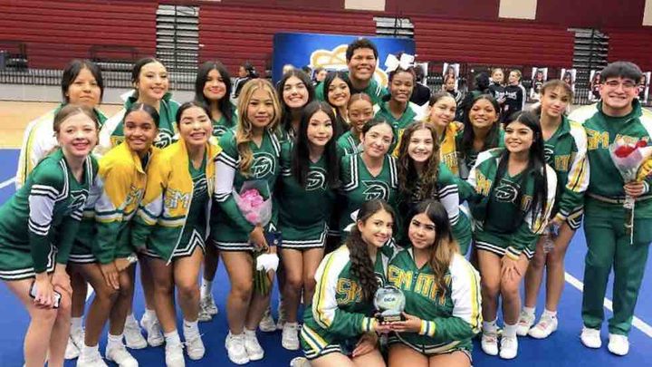 Fundraiser by Ana Tilleria : Help the Smith Cheer team make nationals