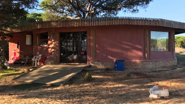 Fundraiser by Sofia do Vale : Ajuda para um projeto injustamente acabado