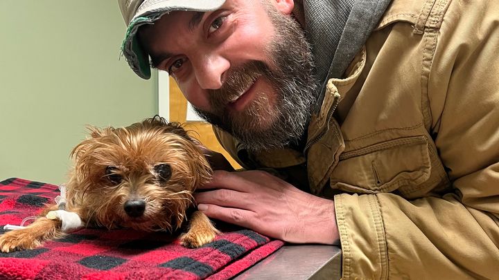 Fundraiser for Jonathan Villa by Sara OConnor : Hanks emergency vet bills