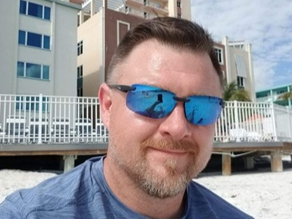 Robin Peek's Instagram, Twitter & Facebook on IDCrawl