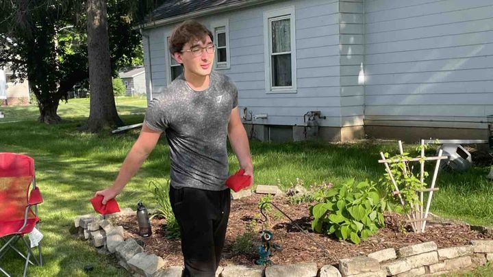 Fundraiser by Amanda Woltz : Help Bailey for his semester abroad