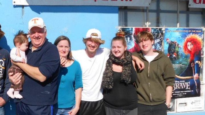 Fundraiser for Wanda Gray by Daniel Gray : Gray Family House Fire