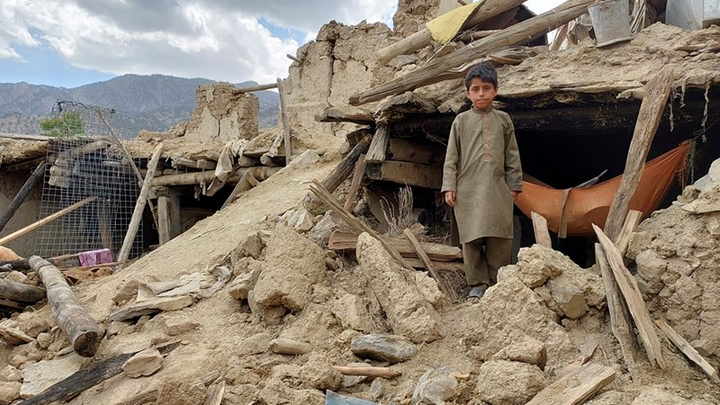 Fundraiser by Farishta Habibzai : Aardbeving Afghanistan
