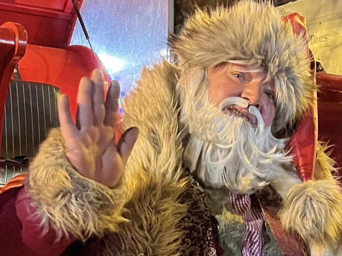 Fundraiser by Simon Brocklehurst : Help Santa buy parts for sleigh and ...