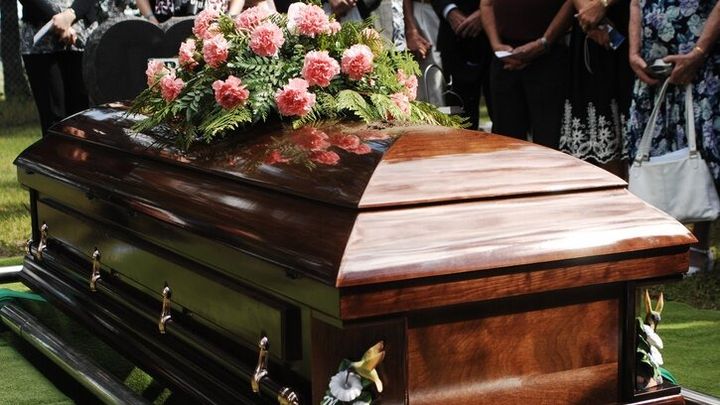 Fundraiser for Patricia Bates by Denise Reed : Help Cover Funeral Costs ...