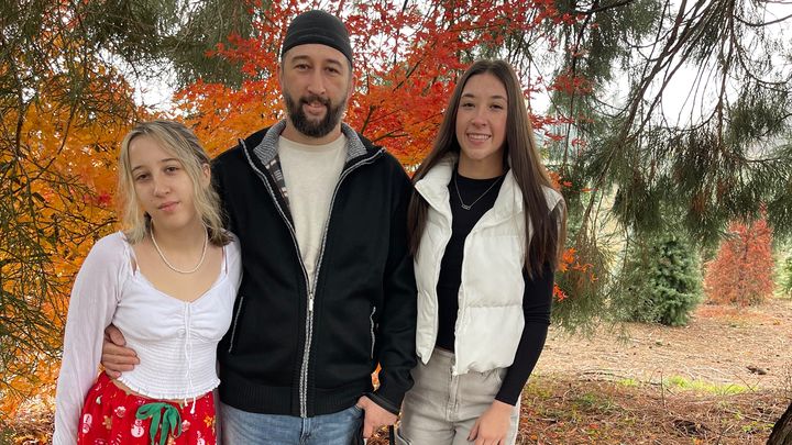 Fundraiser by Nichole Barnhart : Help This family while Derrick heals